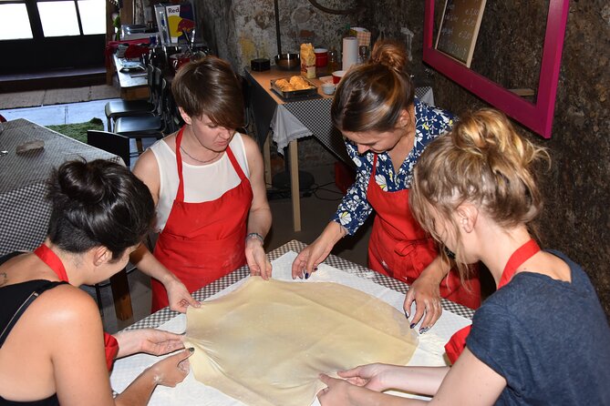 Apple Strudel & Prezel Cooking Class Incl. Dinner & Music - Meeting Point and Directions