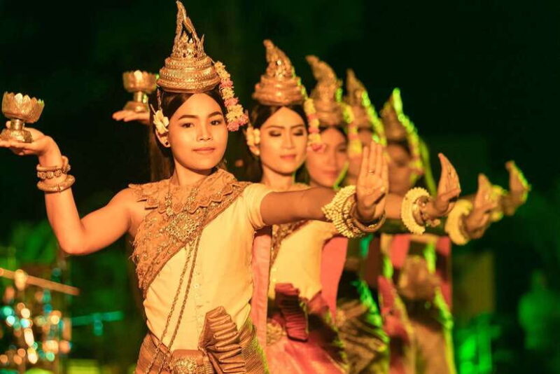 Apsara Dance Show with Dinner by Tuk-Tuk Roundtrip Transfer - FAQ