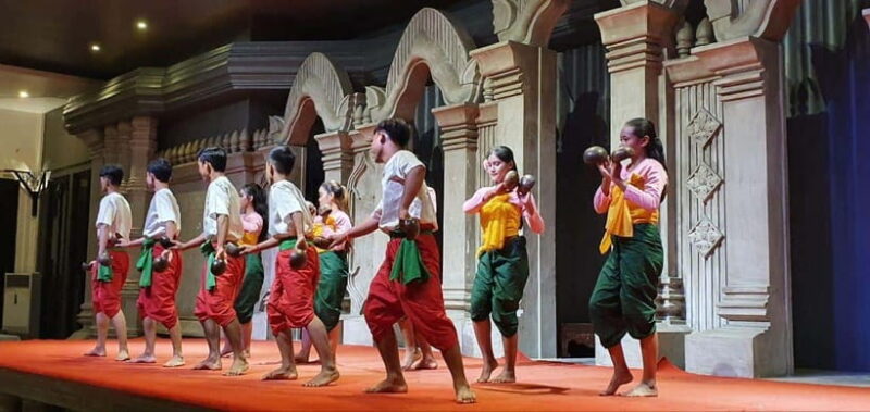 Apsara Performance with Dinner include Pick up & Drop off - Key Points