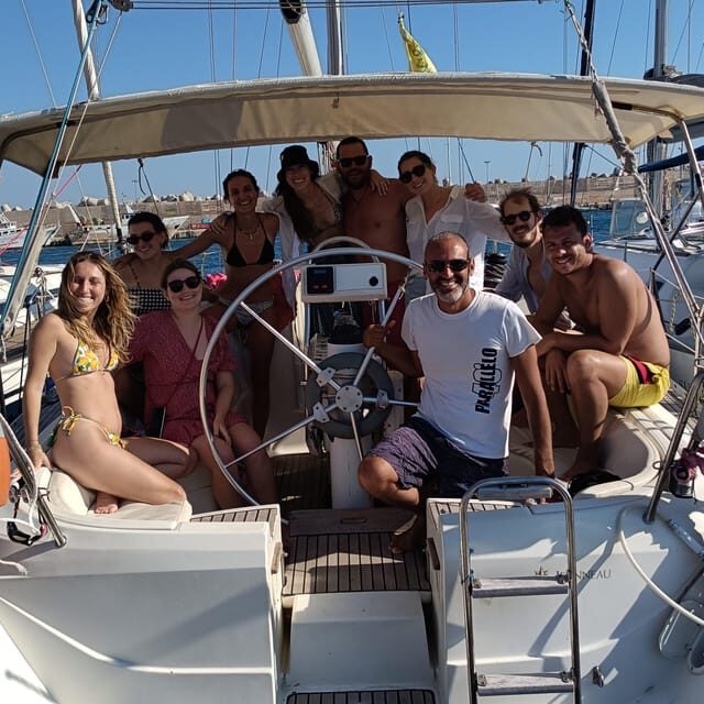 Apulia: sailing boat tour with aperitif - Apulia: Sailing Boat Tour with Aperitif — A Close-Up Look