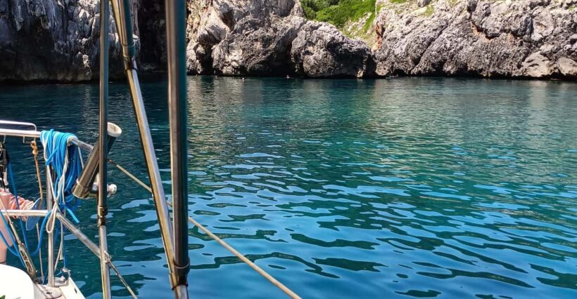 Apulia: sailing boat tour with aperitif - FAQ