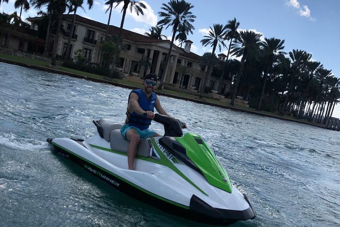 AquaFusion Combo: Jet Ski + Party Boat Excursion (Individual) - What Makes the Jet Ski Experience Special?