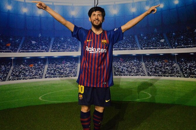 Aquarium & Face2Face Wax Museumwith Hotel Transfer - Highlights of the Tour