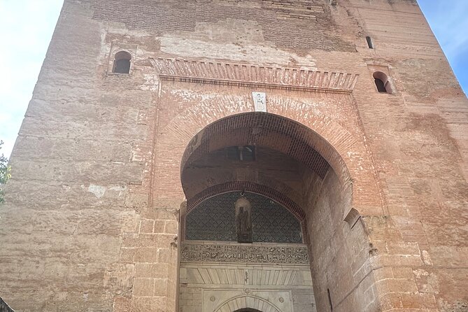 Arabic Private Tour Alhambra (Not Included Ticket ) - Accessibility and Participation
