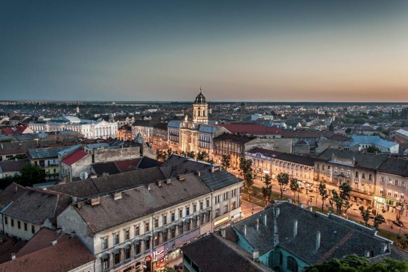 Arad - The Classic Walking Tour - A Detailed Look at the Tour