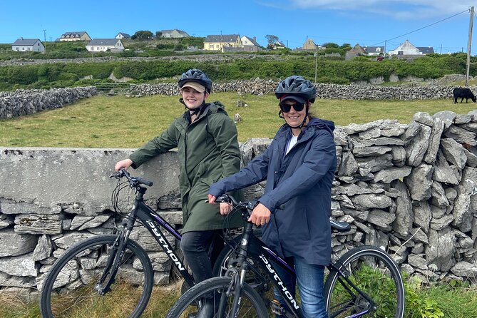 Aran Islands Bike Tour With Tea & Scones - Day Trip to Inisheer From Doolin - The Experience of Tea and Scones