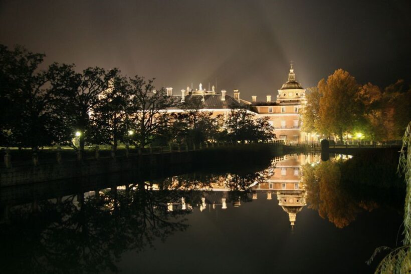 Aranjuez: Mystery and Legends Guided Nighttime Walking Tour - Introduction