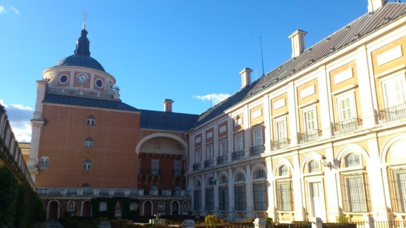 Aranjuez: Royal Palace Guided Tour - Practical Tips for Visitors