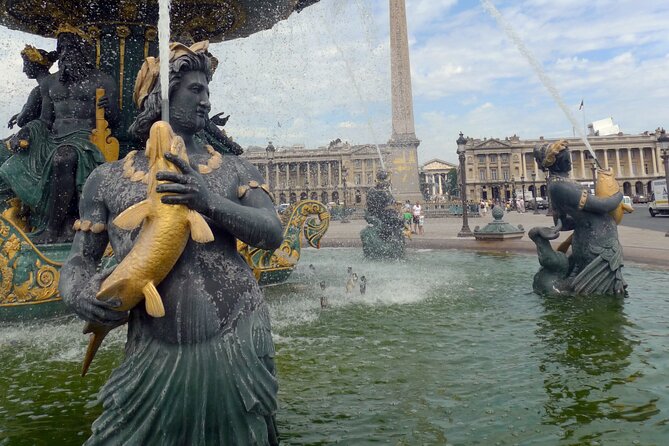 Arc de Triomphe and the Champs-Elysees Discovery Private Tour - The Sum Up