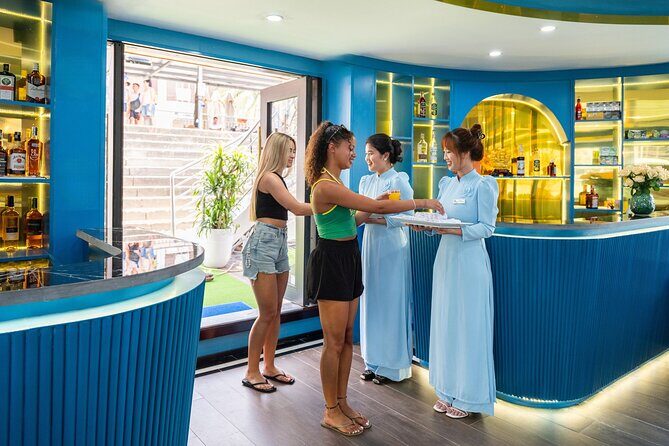 Arcady Premium Halong Bay Day Cruise from Hanoi Expressway - The Main Cruise and Lunch Experience