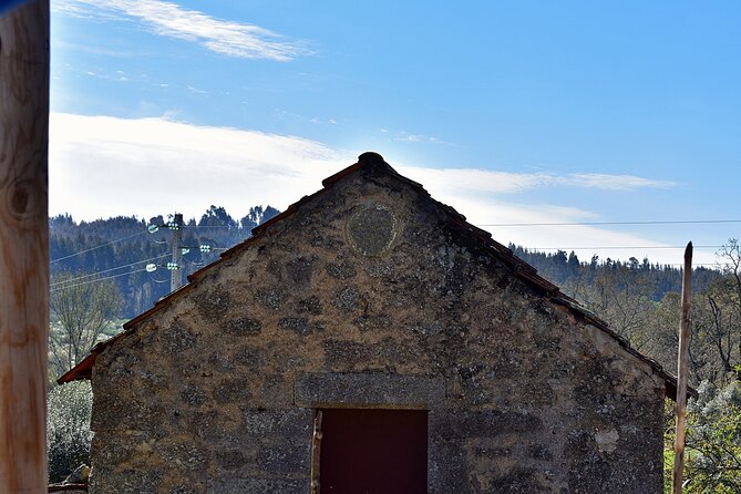 Archaeological Circuit of Fiais/Azenha and Cova da Moira - Analyzing the Value