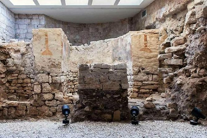 Archaeological Tour of Bari: the Treasures of the Old City - Accessibility and Participation