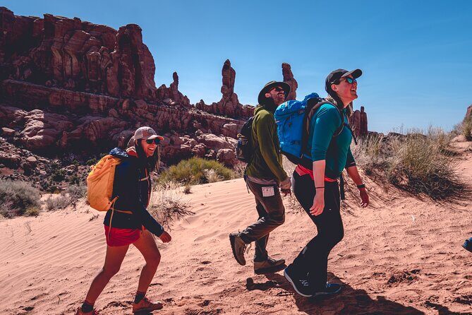 Arches Full Day Small Group Tour - Key Points