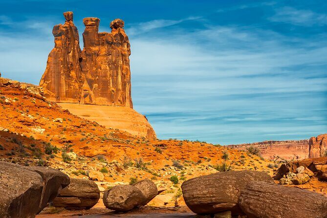 Arches National Park Hike Challenge: Tackle Devils Garden 7m Loop - The Sum Up