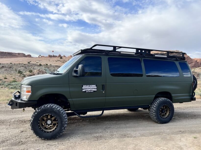 Arches National Park: Sunset Pavement Van Tour - FAQ