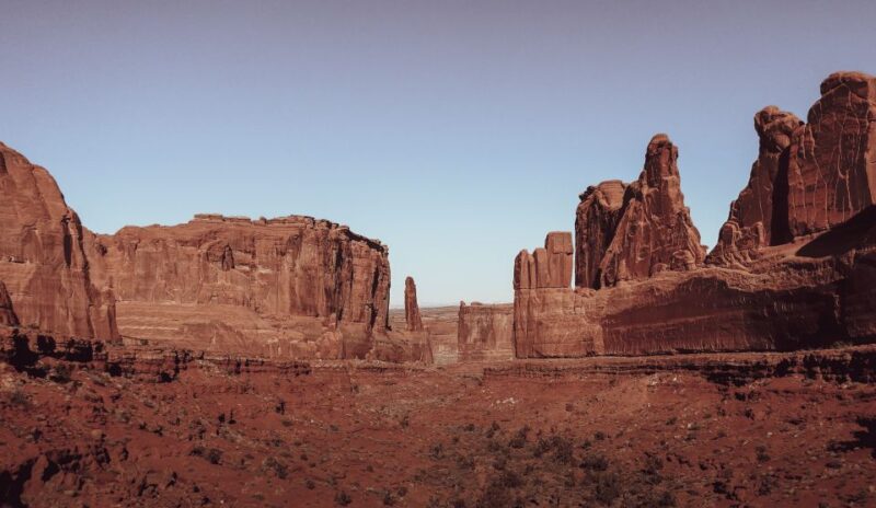 Arches National Park: Sunset Pavement Van Tour - Authentic Traveler Feedback