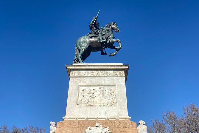 Architecture Tour Old Madrid, From the Arabs to the Borbons, Trough the Austrias - Immersive Group Experience