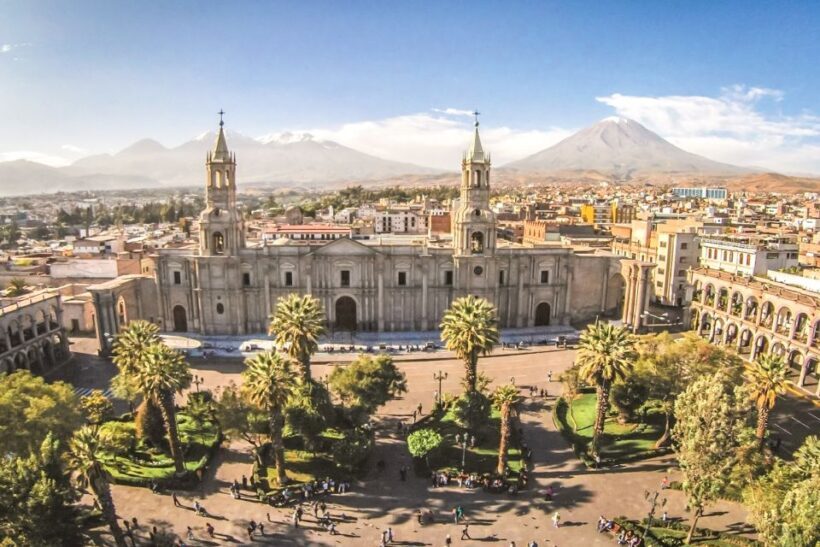 Arequipa: City Tour and Santa Catalina Monastery - Exploring Arequipa: A City of White Stone and Wonders