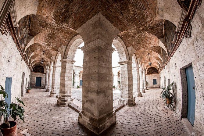 Arequipa, Historic and Colonial City and Santa Catalina Monastery - The Historic Founding of Arequipa