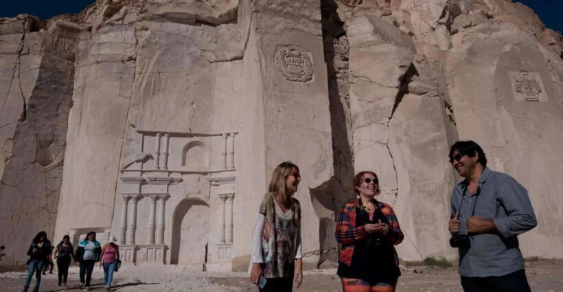 Arequipa:Tour of the Sillar Route and Yura Hot Springs - The Hot Springs Experience