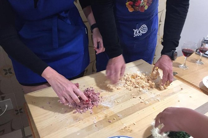 Arezzo: Colorful Tagliatelle & Ravioli Home Cooking Class - About Your Stay