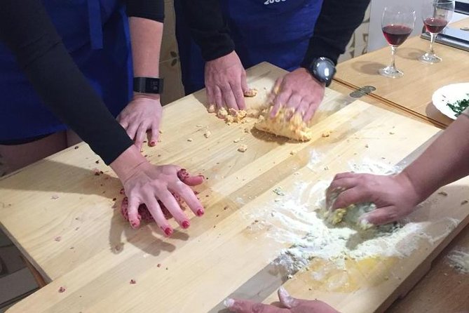 Arezzo: Colorful Tagliatelle & Ravioli Home Cooking Class - What to Expect in Your Cooking Class Experience