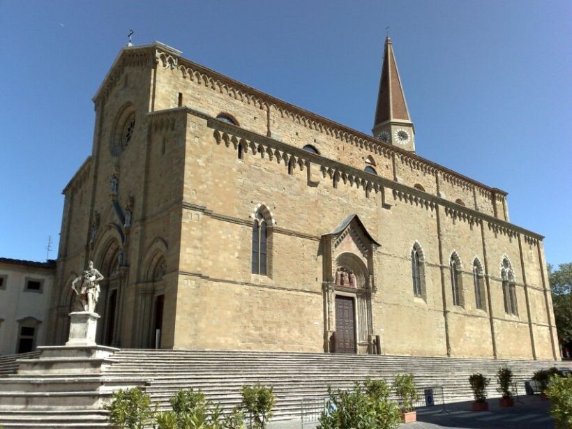 Arezzo: Guided Walking Tour with Basilica of San Francesco - An Introduction to Arezzo’s Charm