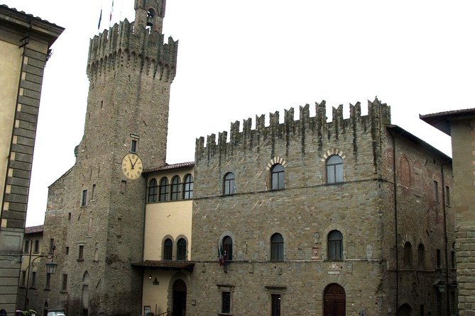 Arezzo Private Tour With Official Guide - Booking Information for the Arezzo Private Tour