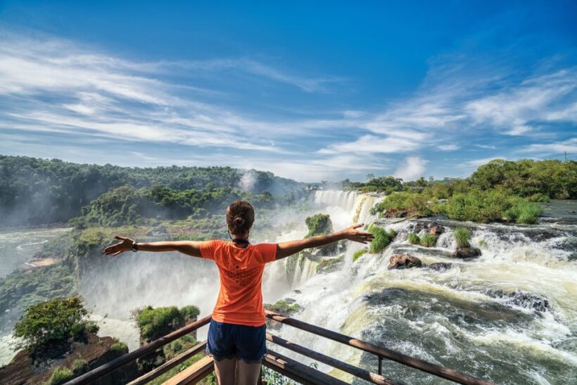 Argentinian Iguazu Falls Full Day Tour - Key Points