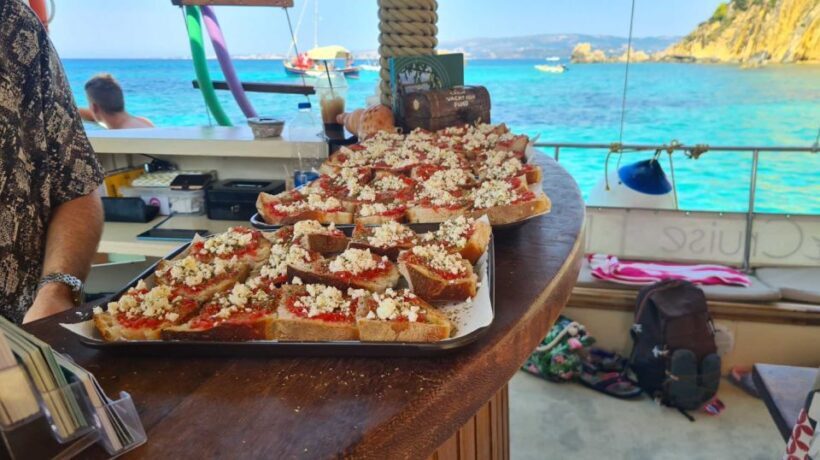 Argostoli: Daily cruise with food & drinks around Kefalonia - An In-Depth Look at the Kefalonia Cruise Experience
