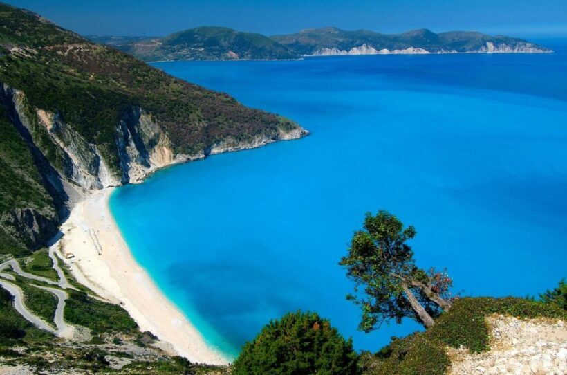 Argostoli: Explore Fiskardo, Myrtos Beach, Melissani Cave - An In-Depth Look at the Tour Experience