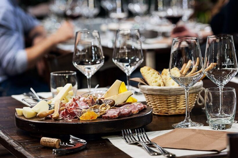 Argostoli: Kefalonian Wine Tasting with Gourmet Lunch - Key Points