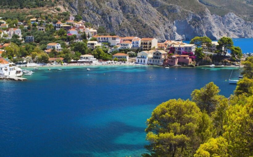 Argostolio: Melissani Lake, Myrtos Beach, and Fiscardo Tour - Who Should Consider This Tour?