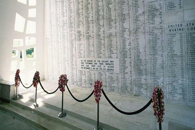 Arizona Memorial Pearl Harbor & Honolulu City Tour from Maui - Key Points