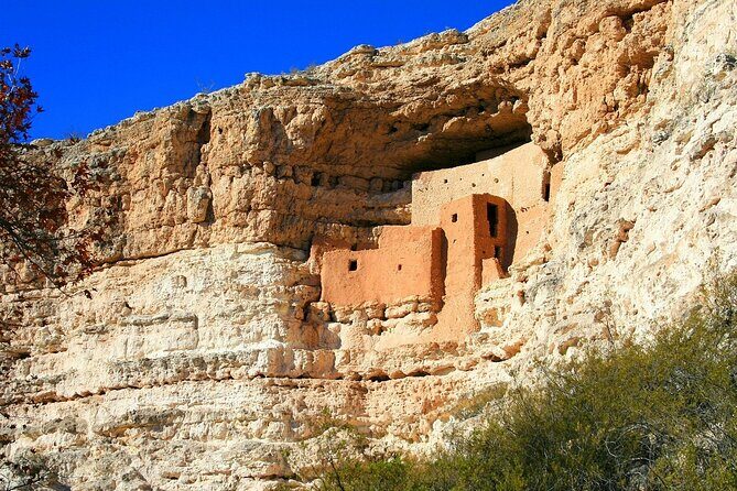 Arizona Tour Meteor Crater, Jerome and Montezuma's Castle - A Closer Look at the Itinerary