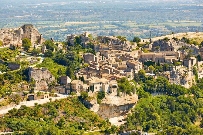 Arles, Les Baux and Saint-Remy villages Full Day Trip from Aix - Who This Tour Is Best For