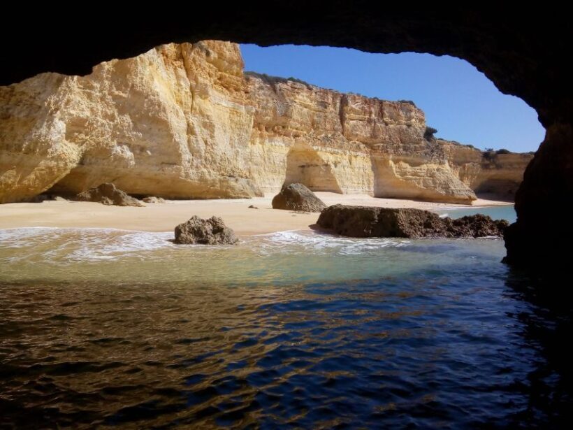 Armação de Pêra: Guided Boat Tour of Benagil's 15 Best Caves - Why This Tour Works Well