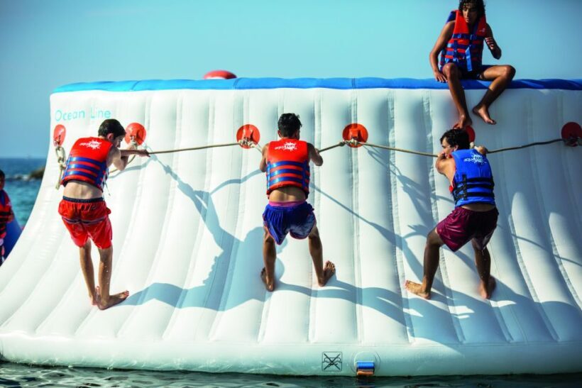 Armação de Pêra: Inflatable Waterpark Entry Ticket - An In-Depth Look at the Waterpark Experience
