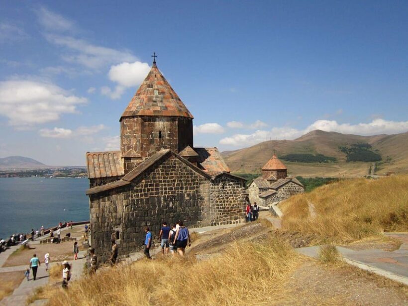 Armenia. Akhpat, Dilijan, Sevan, cascad Yerevan from Tbilisi - Practical Details