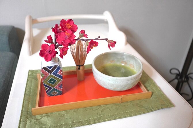 Aroma Massage With Cherry Blossom Infused Oil - Massage Therapists and Techniques