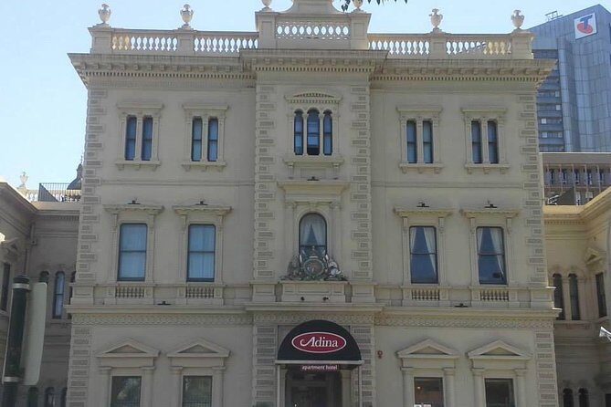 Around the Square Adelaide Walking Tour - Summary