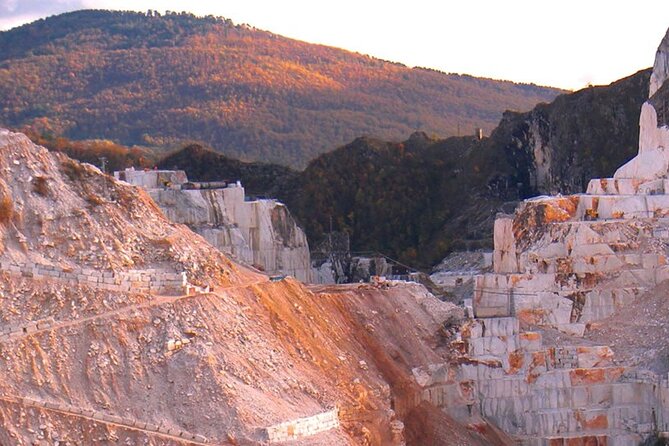 Around Tuscany: Carrara Marbles, Pisa & Lucca - Exploring Lucca’s Historic Charm