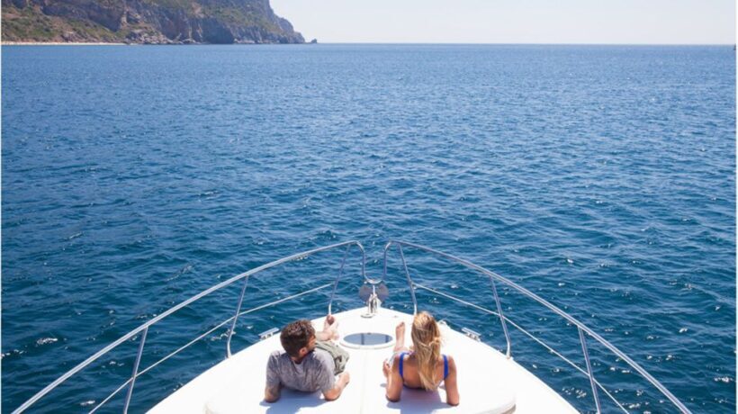 Arrábida Full-Day Yacht Tour from Lisbon - Key Points