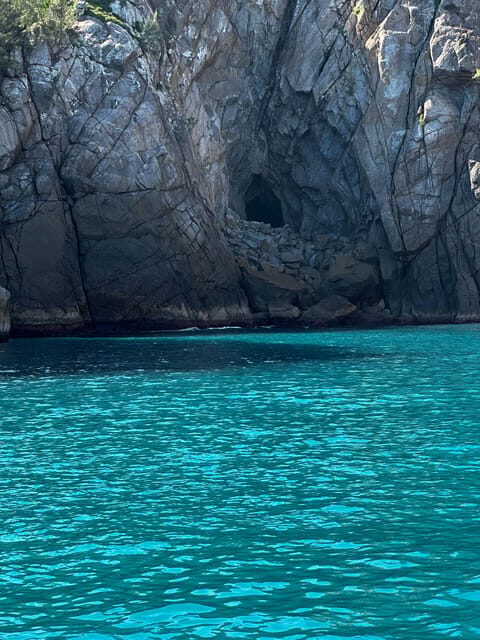 Arraial do Cabo: Boat Trip with Waterslide - Key Points