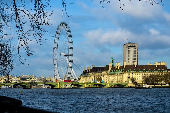 Arrival, Departure or Round Trip Private Transfer: Central London to Southampton Cruise Port - Vehicle Comfort and Accessibility