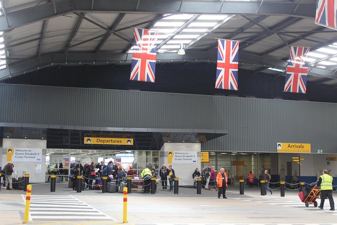 Arrival or Departure Private Transfer: Gatwick Airport to Southampton Cruise Port - An Overview of the Private Transfer Experience