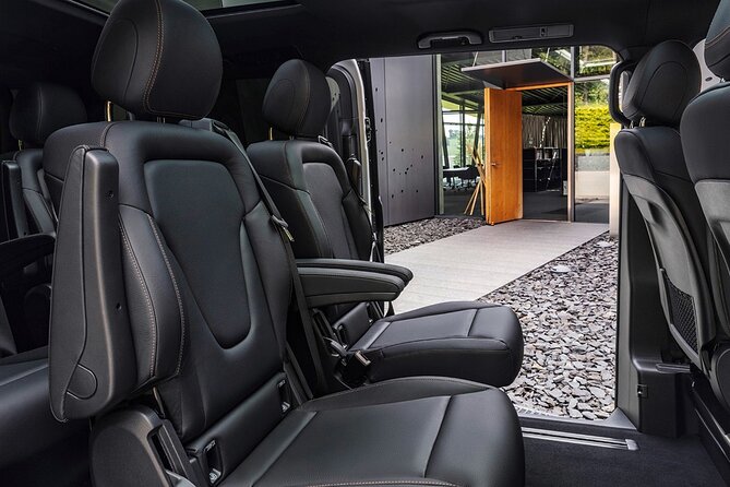 Arrival Private Transfer from Bergen Airport BGO to Bergen by luxury minivan - An In-Depth Look at the Bergen Airport Private Transfer