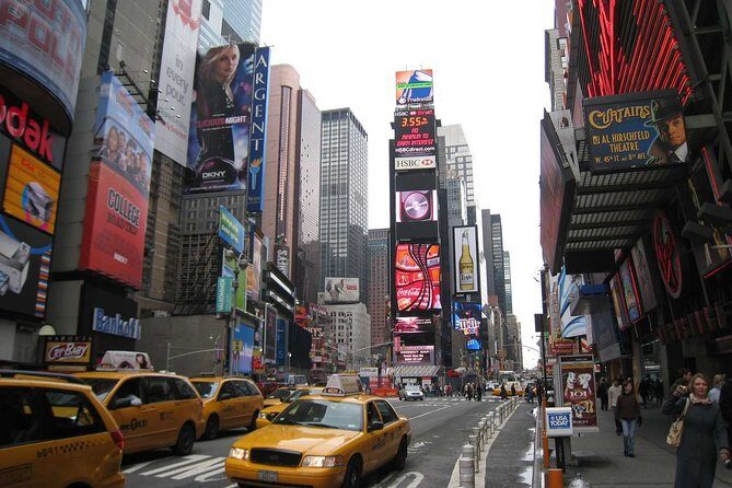 Arrival Private Transfer: J.F. Kennedy Airport JFK to New York in Luxury Car - Additional Information and Practical Tips