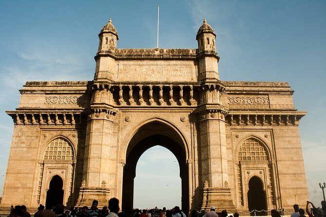 Arrival Private Transfers: Mumbai Airport BOM to Mumbai City in Business Car - FAQ