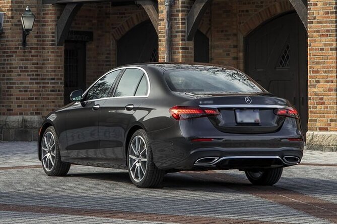 Arrival Transfer by Sedan from Lisbon Airport LIS to Lisbon City - Why This Transfer Is Worth Considering